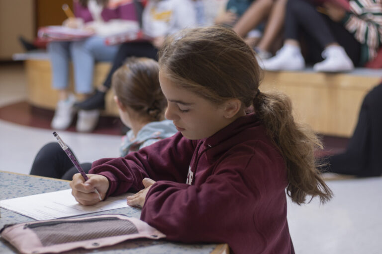 Middle School Academics - The Derryfield School